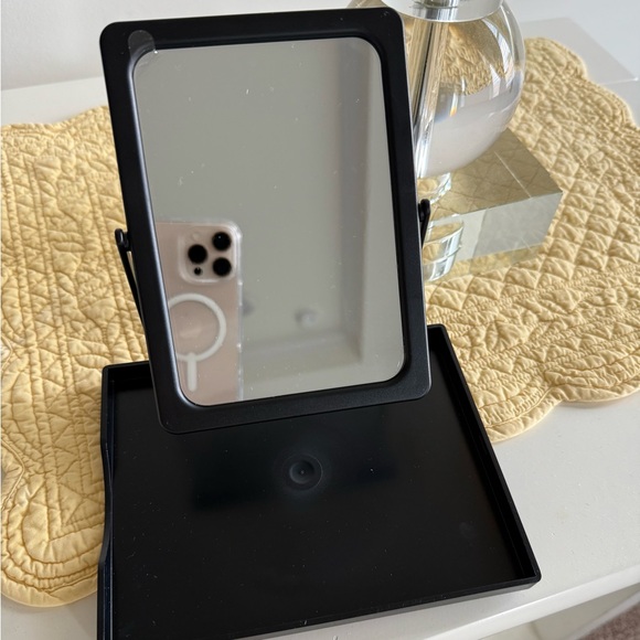 Mary Kay | Accessories | Compact Travel Mirror With Tray | Poshmark